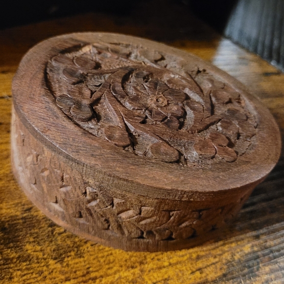 Accents | Vintage Wood Oval Trinket Box | Poshmark